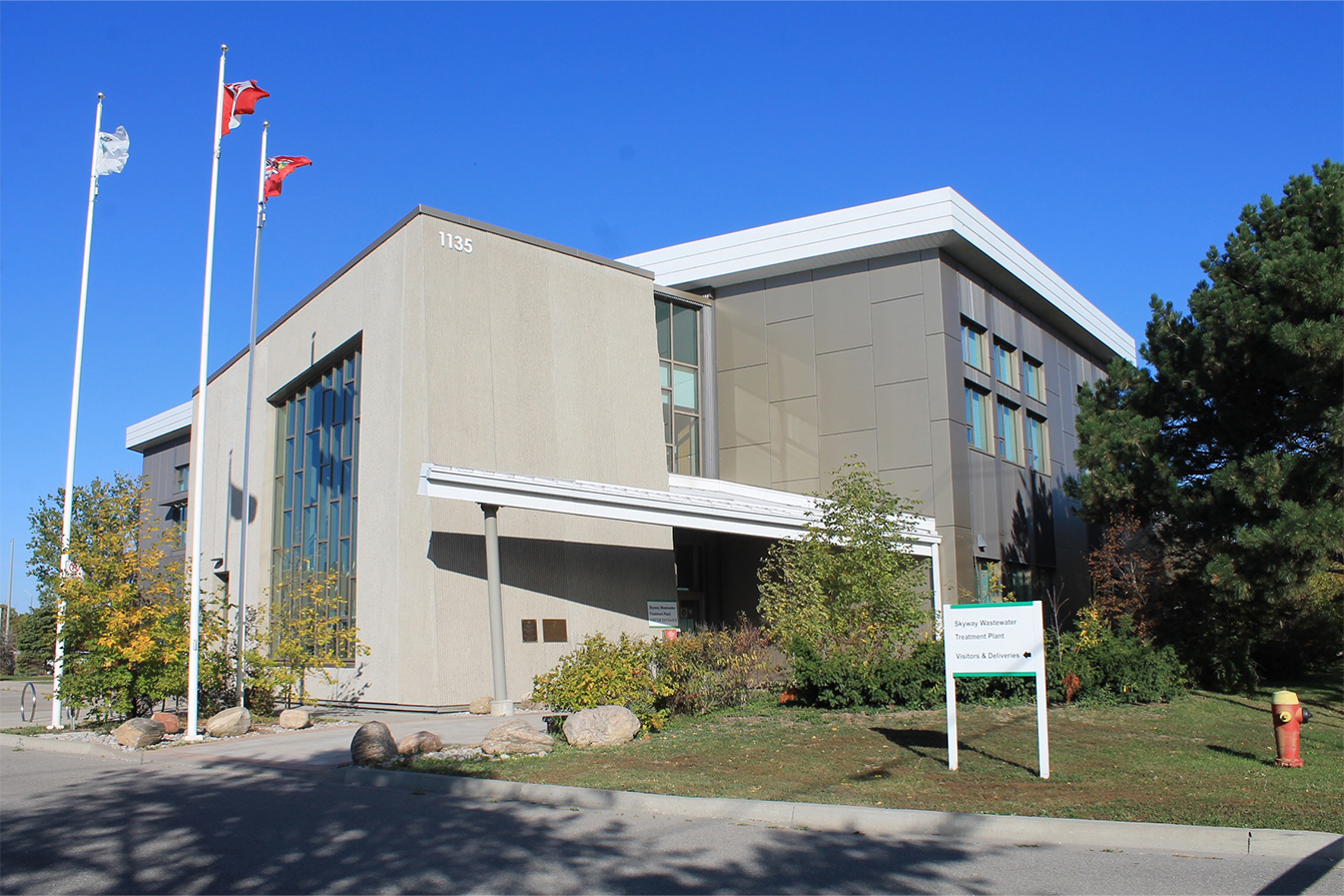 Skyway WWTP Lab & Operations Building - Burlington, Ontario - DeFaveri ...